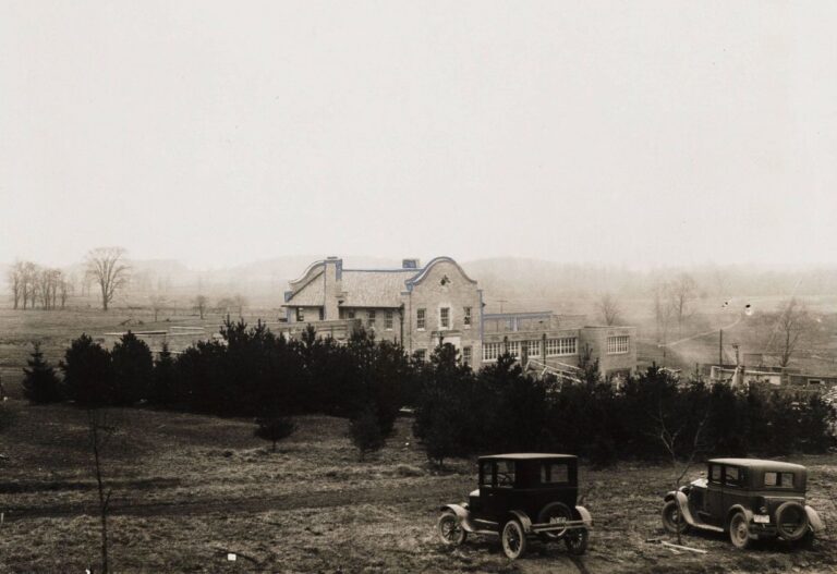 Boom, Bust, and Bootleggers: What Cleveland Was Really Like in the 1920s