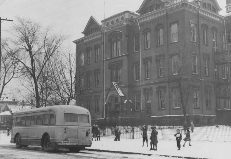 Cleveland in the 1930s: Surviving the Storm of the Great Depression