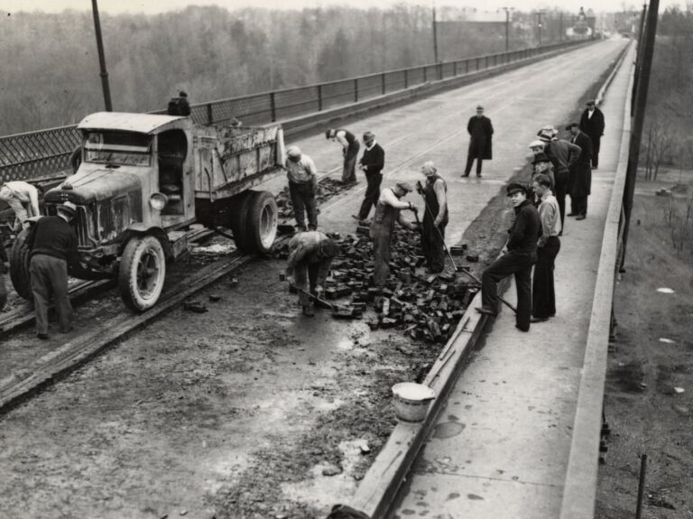 Cleveland in the 1930s: Surviving the Storm of the Great Depression