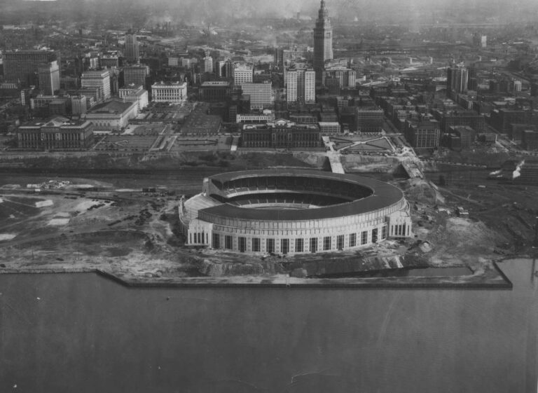 Cleveland in the 1930s: Surviving the Storm of the Great Depression