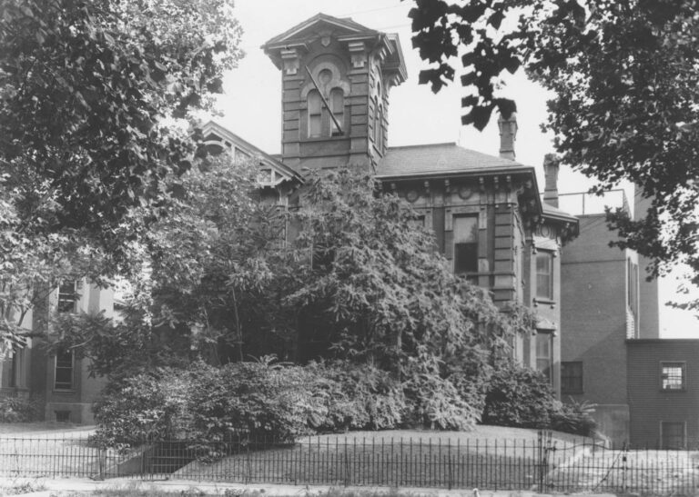 Cleveland in the 1930s: Surviving the Storm of the Great Depression