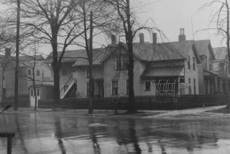 Cleveland in the 1930s: Surviving the Storm of the Great Depression