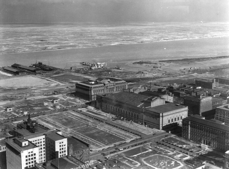 Cleveland in the 1930s: Surviving the Storm of the Great Depression