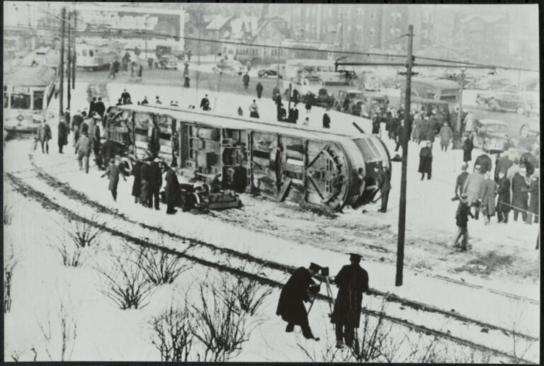 Cleveland in the 1930s: Surviving the Storm of the Great Depression