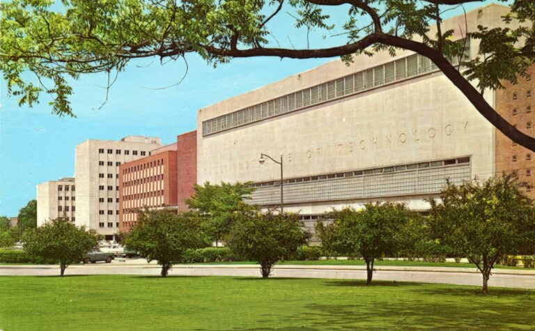 What Cleveland looked like in the 1970s through Fascinating Vintage Photos