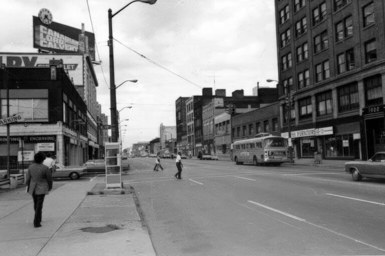 What Cleveland looked like in the 1970s through Fascinating Vintage Photos