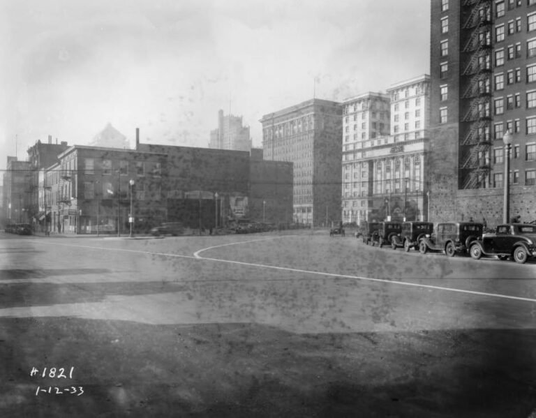 St. Louis in the 1920s: A Photographic Tour of Streets, Landmarks and ...
