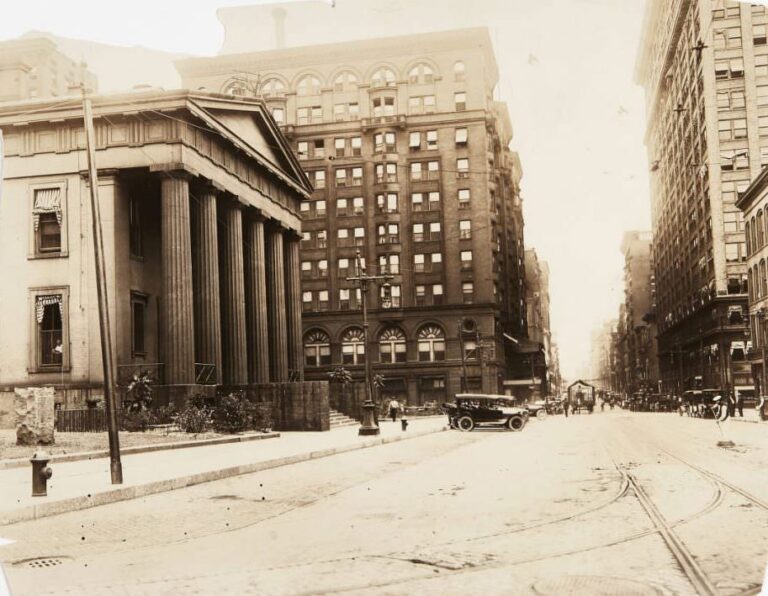 St. Louis in the 1920s: A Photographic Tour of Streets, Landmarks and ...
