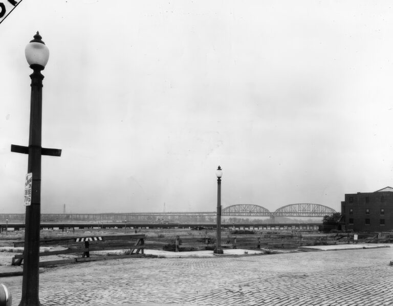 St. Louis in the 1940s: The City's Pivotal Role in World War II and Its ...