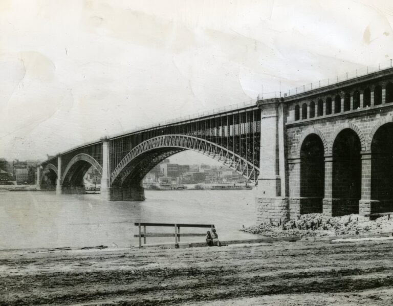 St. Louis in the 1940s: The City's Pivotal Role in World War II and Its ...