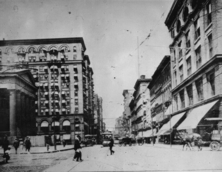 St. Louis in the 1940s: The City's Pivotal Role in World War II and Its ...