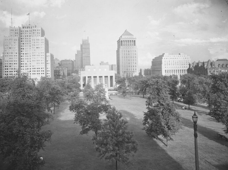 St. Louis in the 1940s: The City's Pivotal Role in World War II and Its ...
