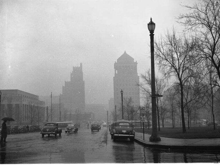 St. Louis in the 1940s: The City's Pivotal Role in World War II and Its ...
