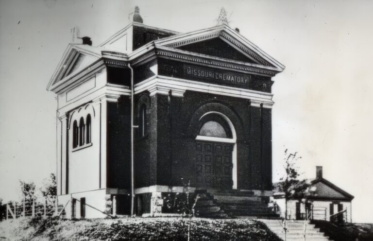 St. Louis in the 1940s: The City's Pivotal Role in World War II and Its ...