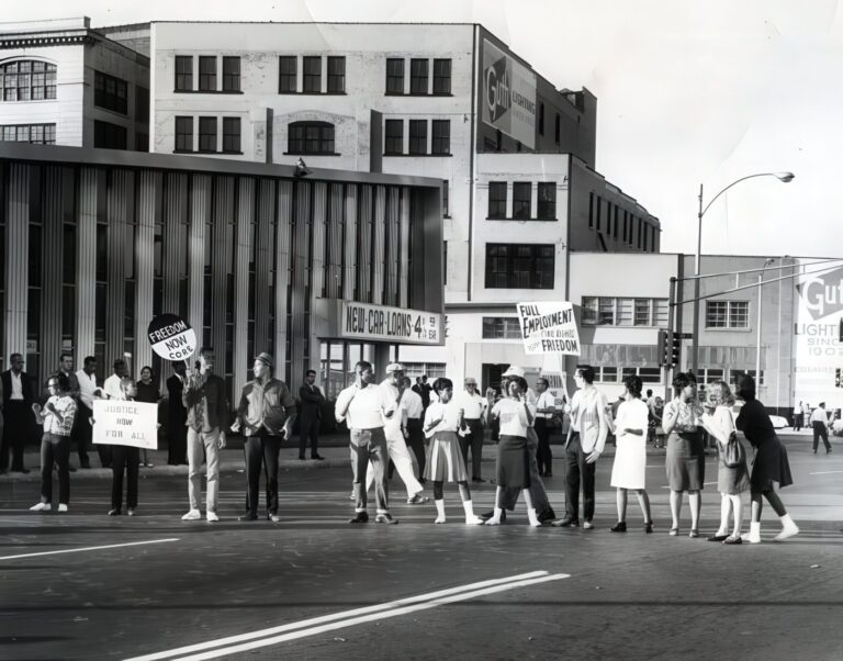 What St. Louis looked like in the 1960s, shown through these ...