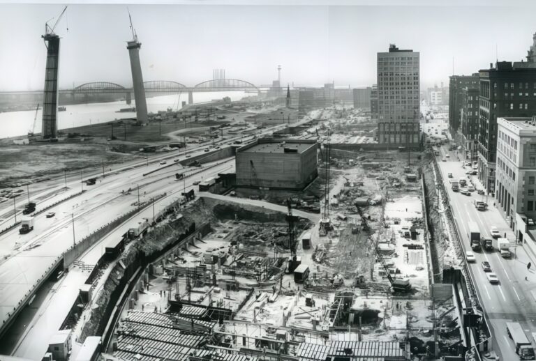 What St. Louis looked like in the 1960s, shown through these ...